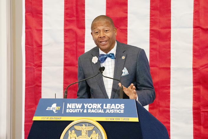 Sanders Historic Reparations Bill Signed Into Law - Hudson Valley Press