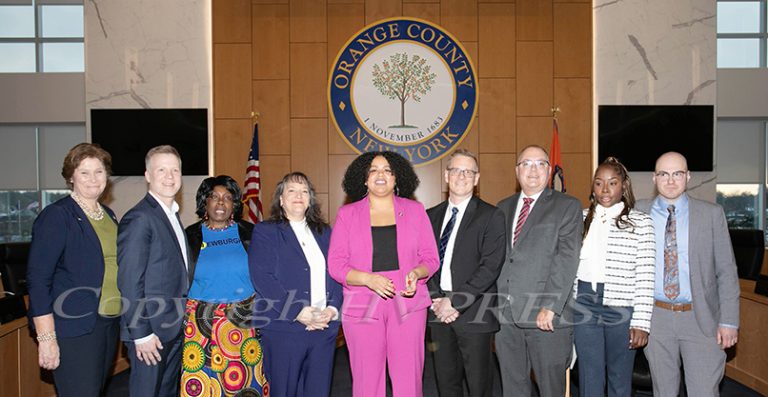 OC Legislators Take Oath of Office for New Term - Hudson Valley Press